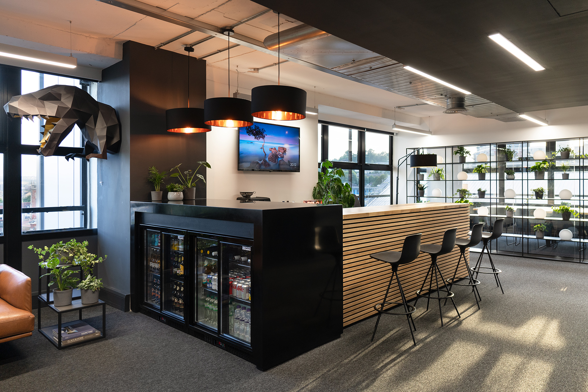 How social spaces can increase productivity in the workplace